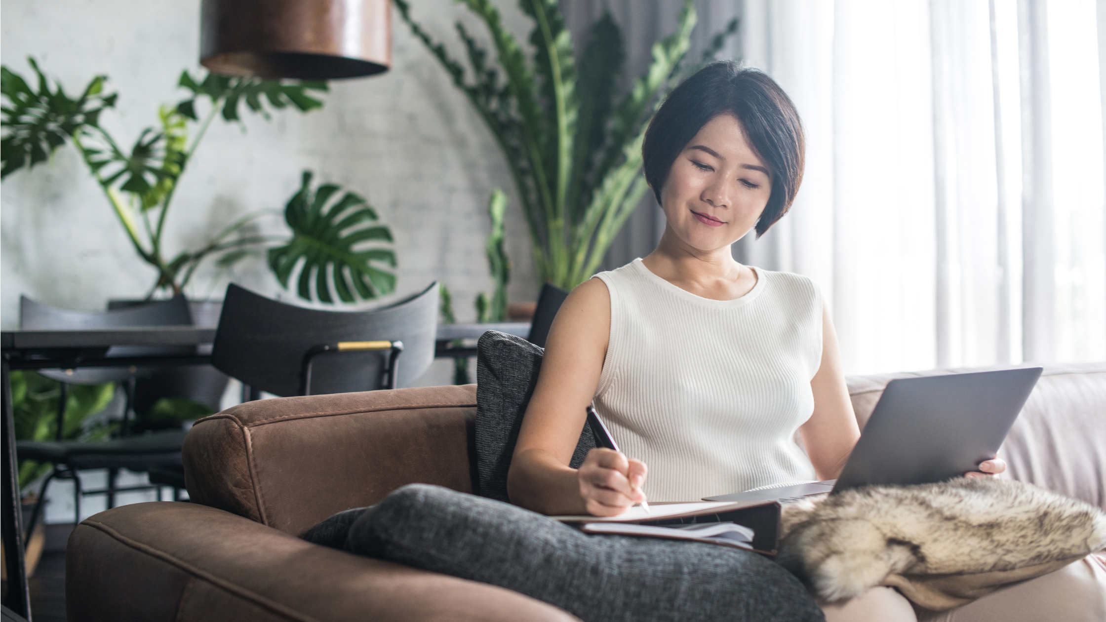 Bare Minimum Mondays: The Trend Shaping Your Team’s Work Habits - RoboHead